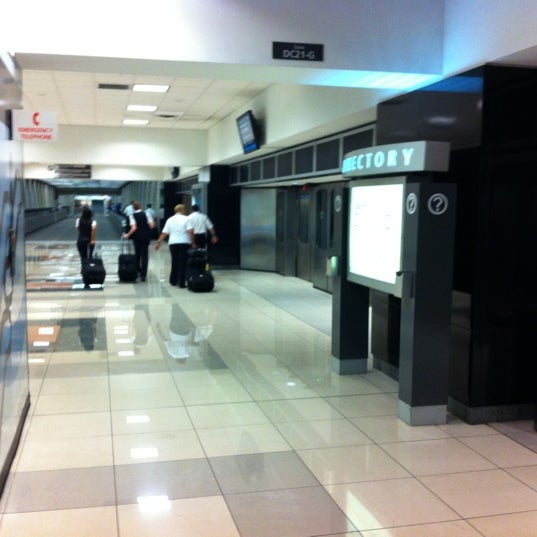 Concourse D - Airport Terminal in Atlanta