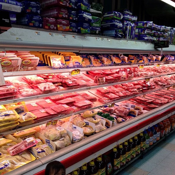 Foodtown - Grocery Store in Jackson Heights