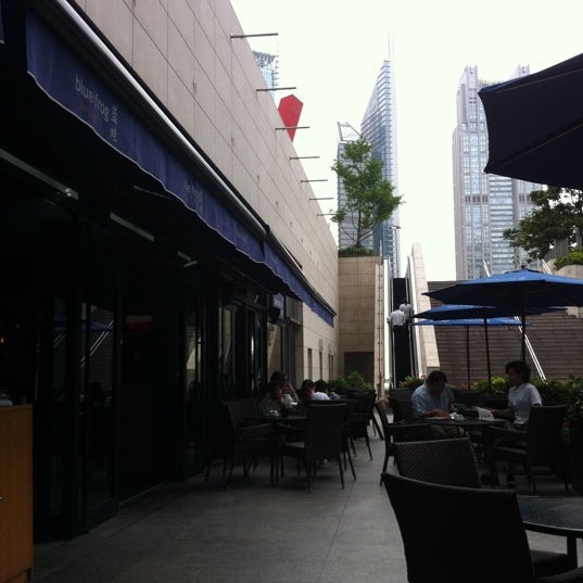 Blue Frog 蓝蛙 - Burger Joint in Pudong