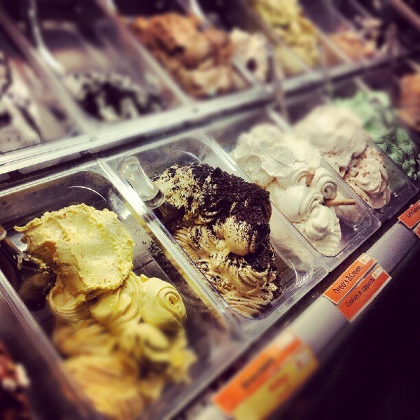 Piccomolo Italian Ice Cream (Now Closed) - Old Pasadena - Pasadena, CA