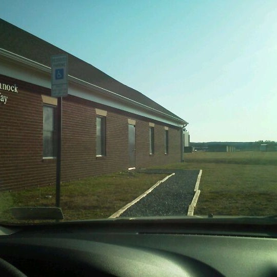 Shannon Airport - Fredericksburg, VA