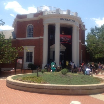 Snelling Dining Commons - 20 tips from 762 visitors