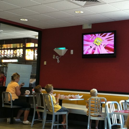 McDonald's - Fast Food Restaurant in Midvale Park