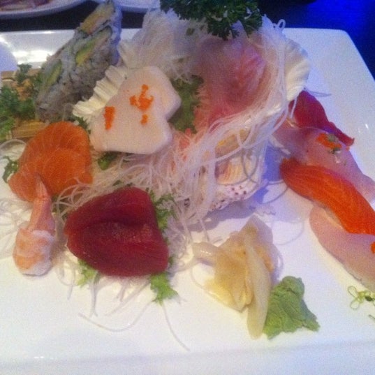 UMI Japanese Steakhouse & Sushi Bar - 18 tips