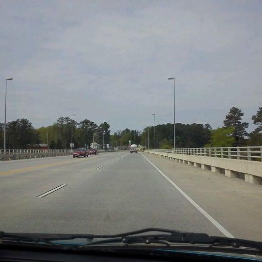 Eltham Bridge - 3 tips from 367 visitors