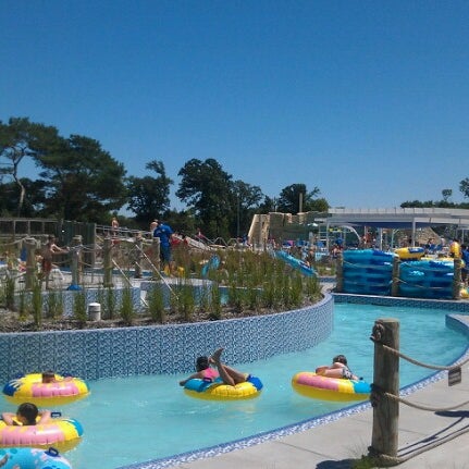 Como Park Regional Pool - Como Park - 1151 Como Ave