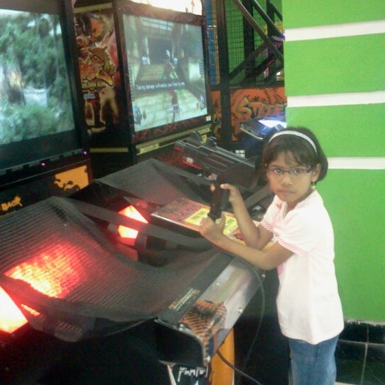 Element Family Fun - Jl. KH. Agussalim