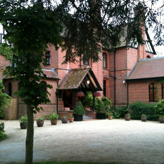 Careys Manor Hotel And Senspa - 10 tips from 314 visitors