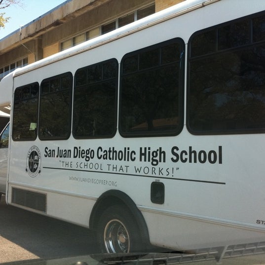 San Juan Diego Catholic High School - High School in Galindo