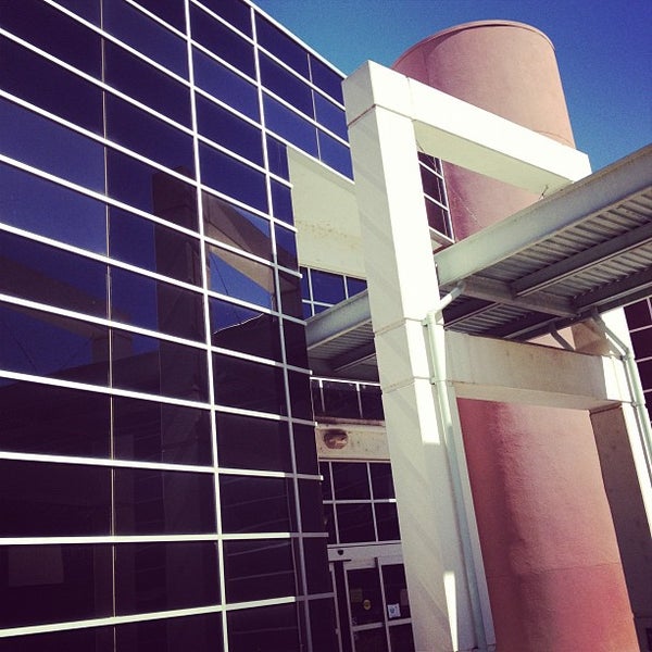 Academic Surge Building - 3 tips from 130 visitors