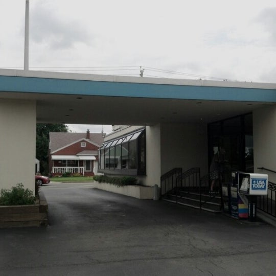 Photos at Family Tree Restaurant - Greek Restaurant