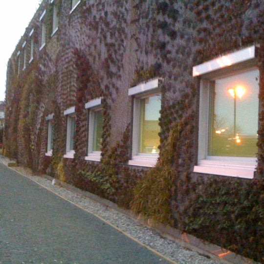 Surrey Public Library - Semiahmoo Branch - South Surrey - Surrey, BC