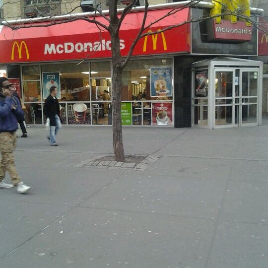 McDonald's - Fast Food Restaurant in Lincoln Square