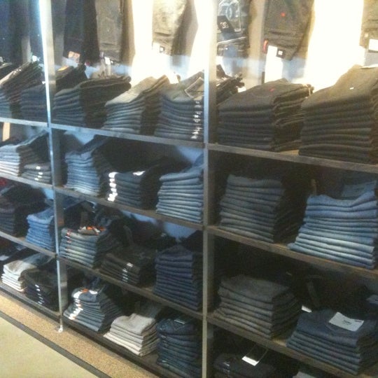 Premium Label Outlet - Clothing Store in Willoughby