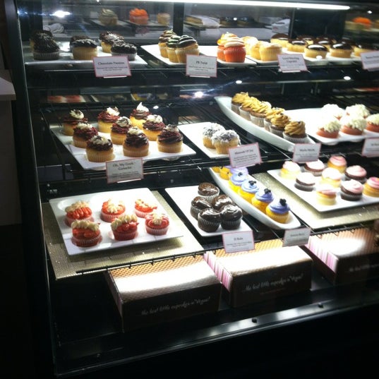 Photos at Corner Cakes - 18 tips from 1274 visitors