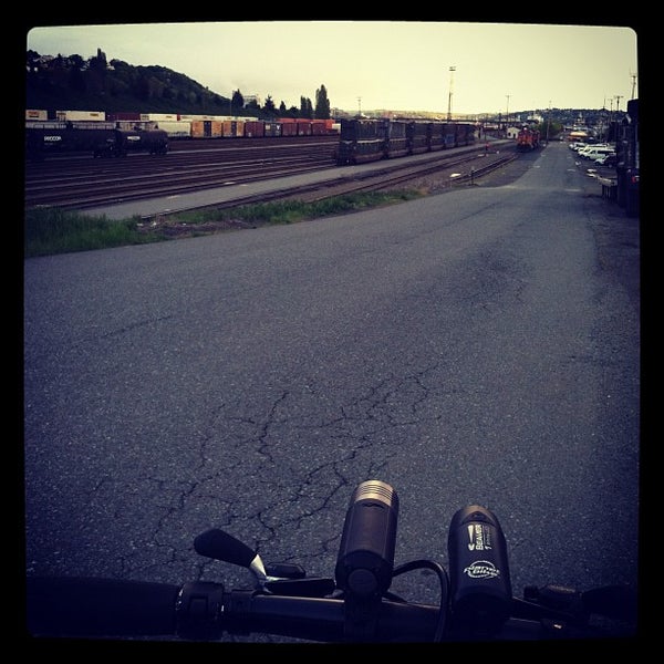 Photos at BNSF (Balmer Yard) - Interbay - 4 tips