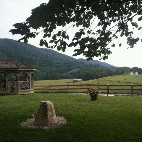 The Homeplace Restaurant - 24 tips