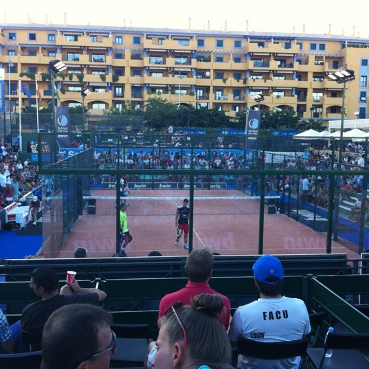 Club de Padel Nueva Alcantara - Urb. Nueva Alcántara, Avda. de Barcelona