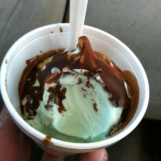 Village Snack Bar - Ice Cream Parlor in Rutland