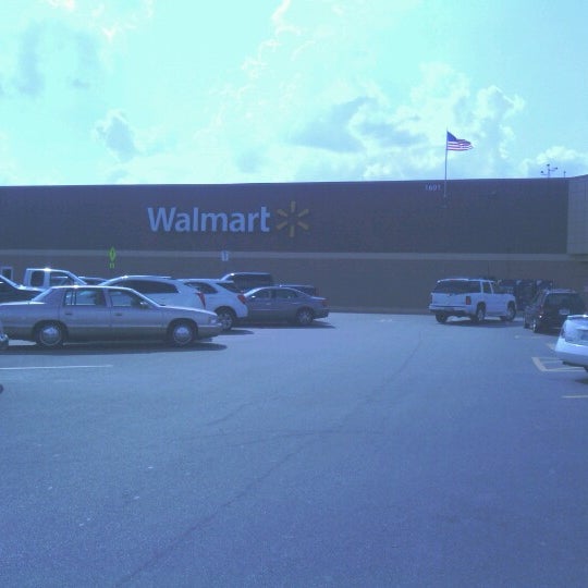 Photos at Walmart Supercenter - Big Box Store in Union City