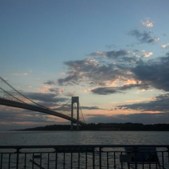 Shore Road Park - Park in Brooklyn