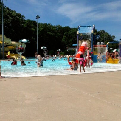 Wing Park Family Aquatic Center - Northwest Elgin - Elgin, IL