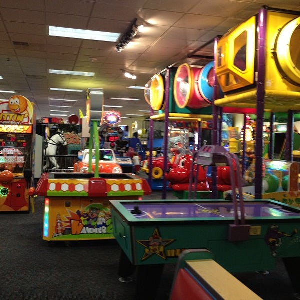 Chuck E Cheese Madison Wi