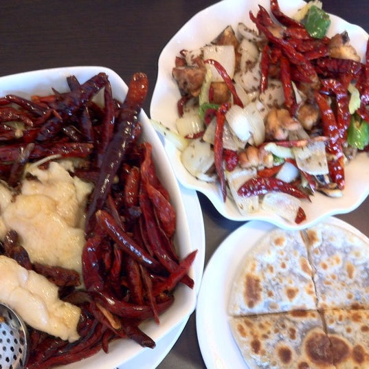 The China Bowl 品味居 (Now Closed) - Chinese Restaurant in Waterloo, ON