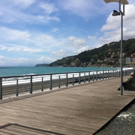 Passeggiata Di Voltri - Scenic Lookout in Genova