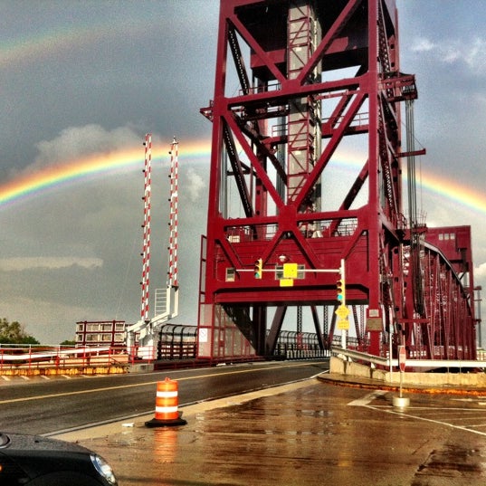 Roosevelt Island Bridge - Roosevelt Island Bridge