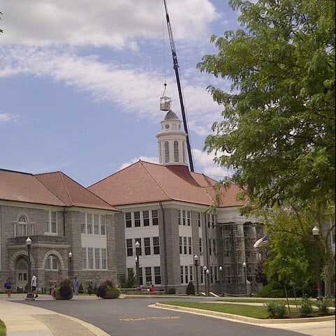 Wilson Hall - 14 tips