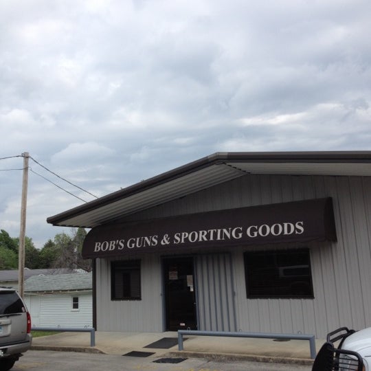 Photos at Bob's Guns And Sporting Goods - Mountain Home, AR