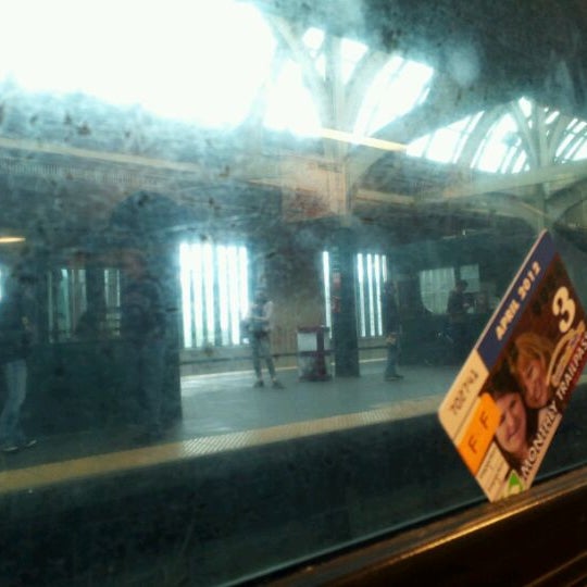 SEPTA Regional Rail Wilmington/Newark Line - Kingsessing - 7 tips from ...