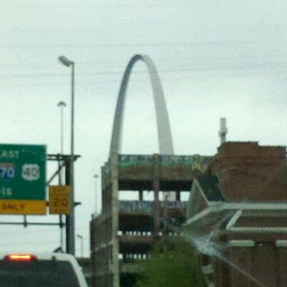 Missouri / Illinois State Line - Border Crossing in East St Louis
