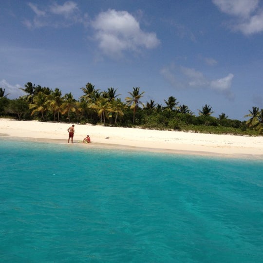 Sandy Cay - Island