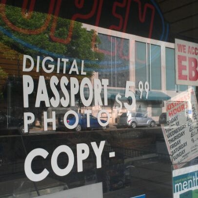 Break Time Mini Mart - Downtown Sacramento - 924 8th St
