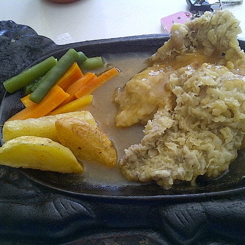 Waroeng Steak & Shake - Steakhouse