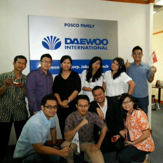 Daewoo International Logo