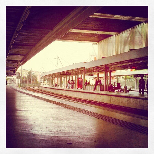 Photos at Estação Ferroviária de Sete Rios - Train Station in São ...