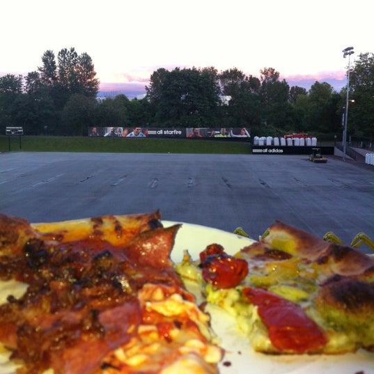 Mad Pizza - 1 tip from 284 visitors