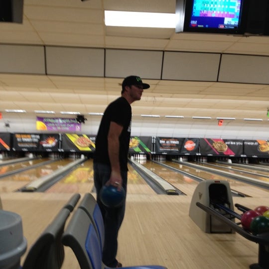 AMF Des Moines Lanes (Now Closed) - Highland Park - 5 tips from 236 ...