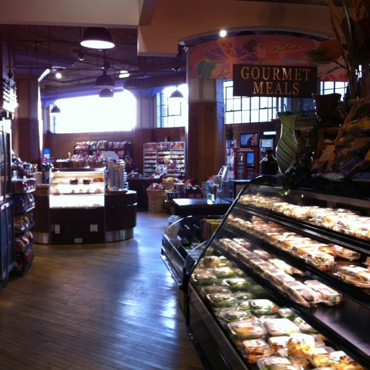 Constantino's Market - Grocery Store in Downtown Cleveland