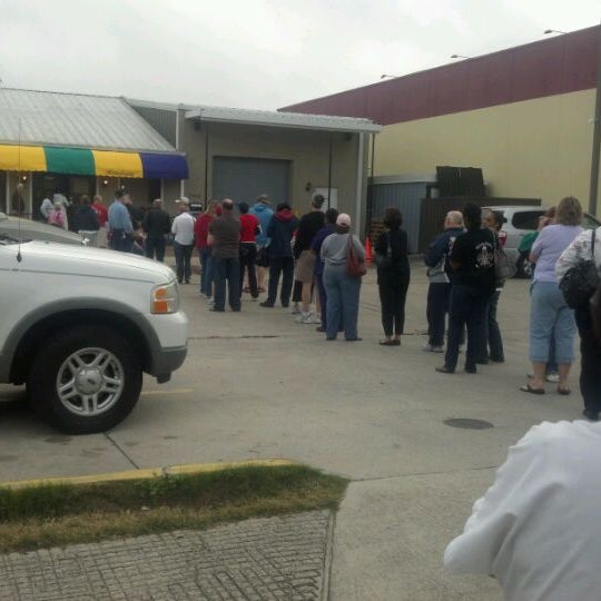 Manny Randazzo King Cakes - Bakery in Metairie