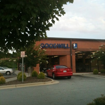 Goodwill Retail Store - 166 visitors