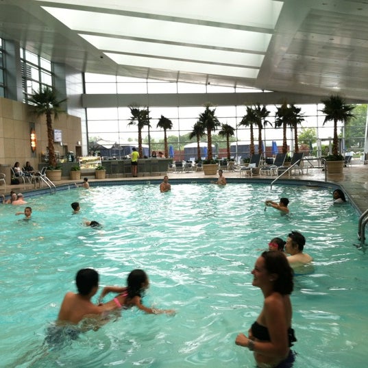 Mohegan Sun Pool - 1 Mohegan Sun Blvd