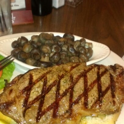 Lucky's Steakhouse - American Restaurant