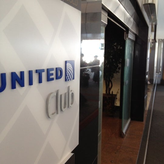 United Club East - Airport Lounge in Denver