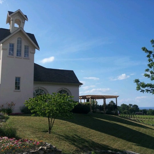 Angels Gate Winery - Winery in Beamsville