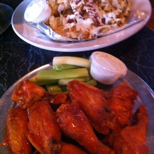 Fowler's Sports Bar (Now Closed) - Wings Joint in Village at Anderson Mill