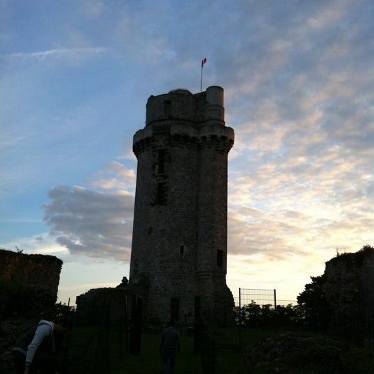 Tour de Montlhéry - Montlhéry, Île-de-France